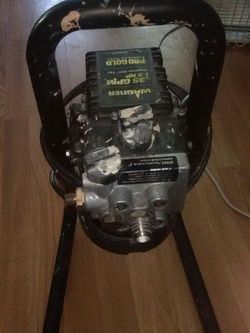 PRO GOLD Contractor Series Model 833cw15 Paint sprayer WAGNER .35 GPM 1 2 HP 100 OBO for Sale in Tacoma WA OfferUp
