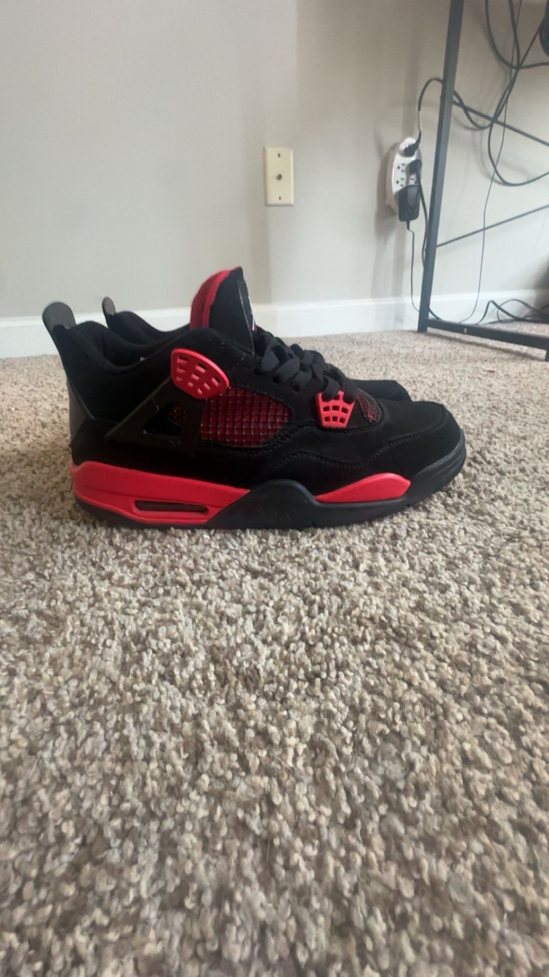 Jordan red thunder 4s (slightly used) for Sale in Boiling Springs, SC ...