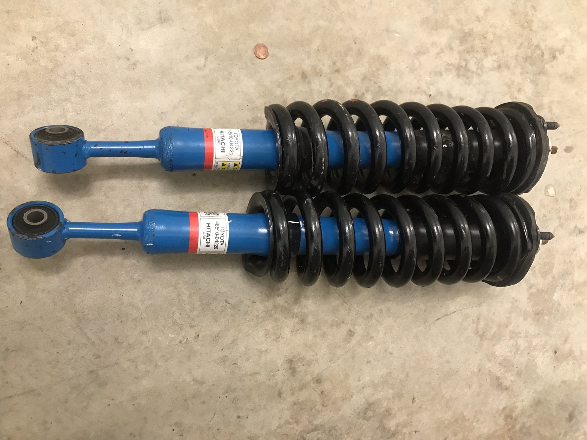 Hitachi shock absorbers pair for Sale in Kent, WA - OfferUp