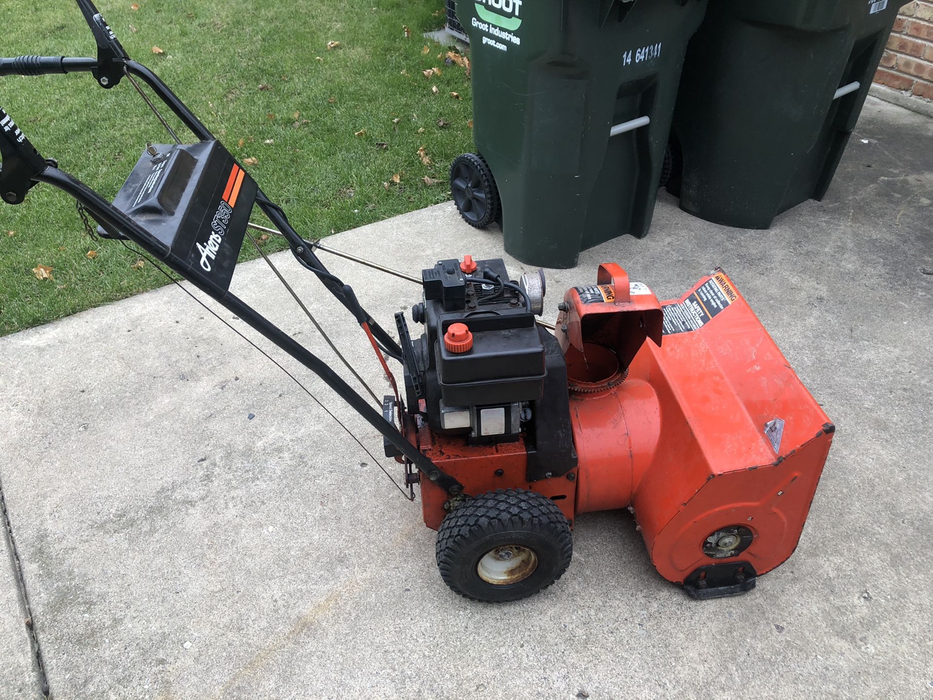 Snow blower with electric starts ariens st 350 for Sale in Schiller ...