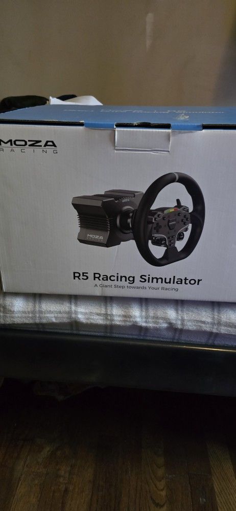 Moza R5 Racing Simulator for Sale in Covina, CA - OfferUp