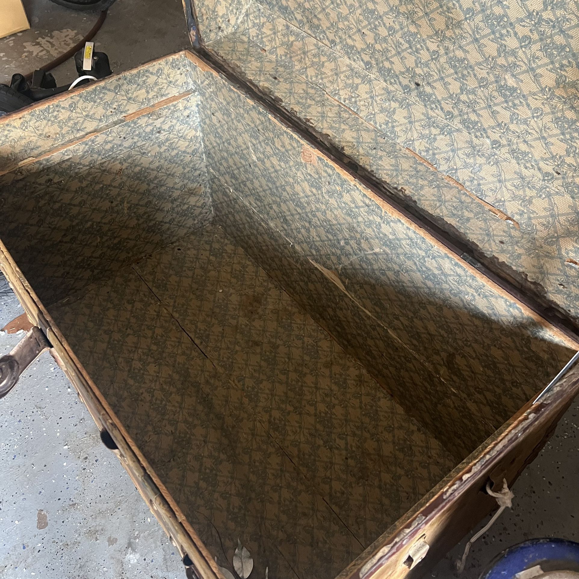 Antique Original Trunk / Chest Large Heavy Wood for Sale in Arlington ...