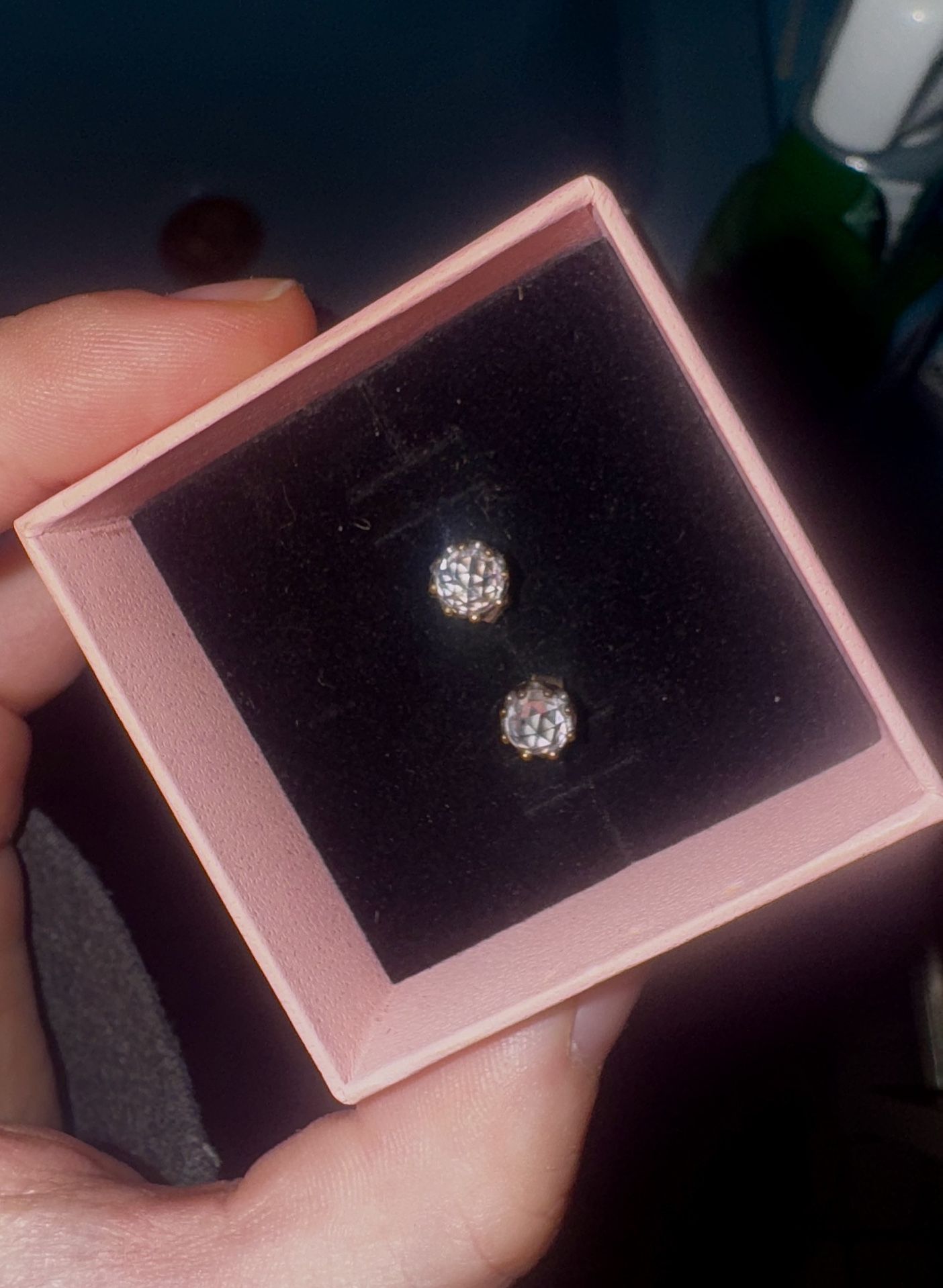 Pandora Crown studs for Sale in Cypress Gardens, FL - OfferUp