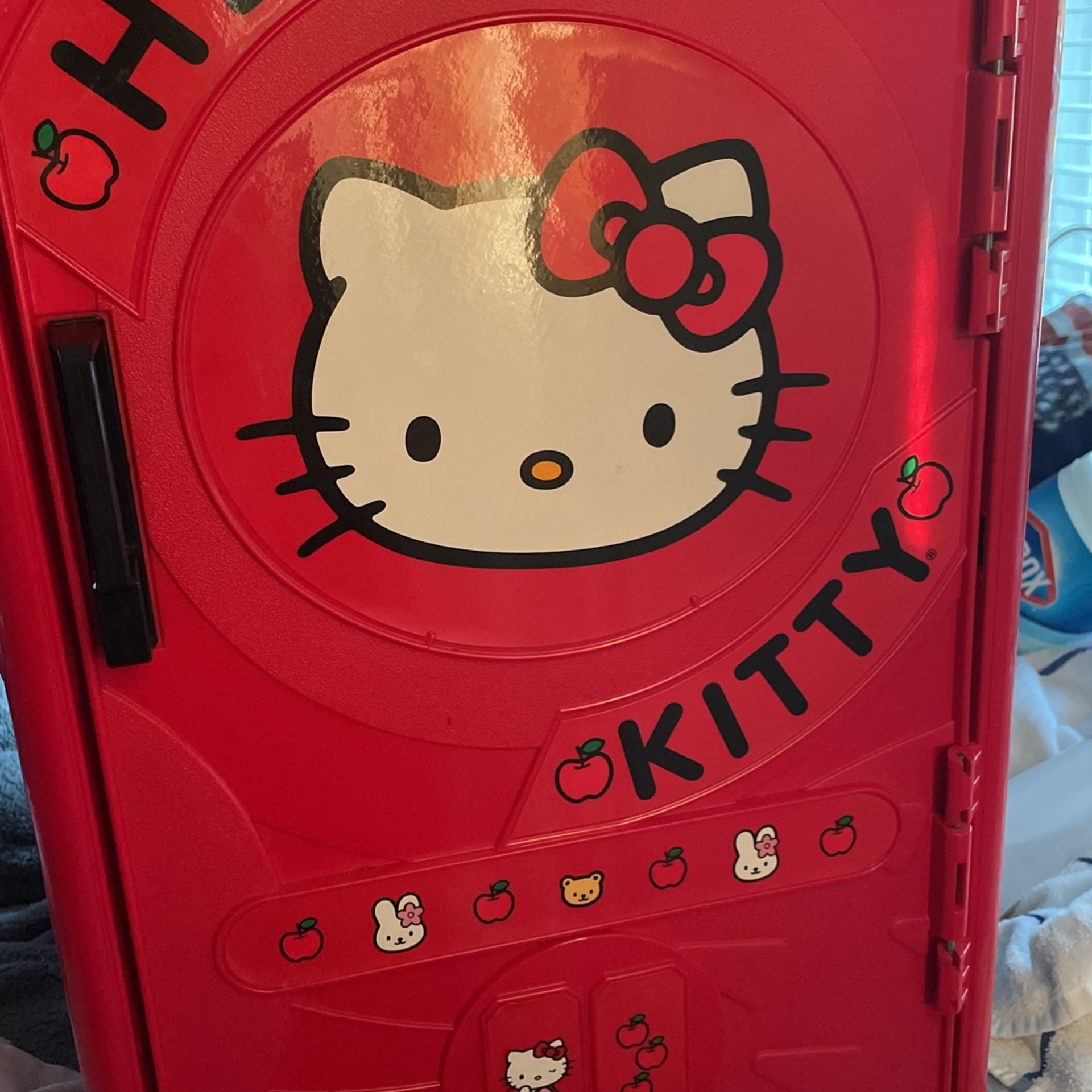Hello Kitty Locker for Sale in Covina, CA - OfferUp