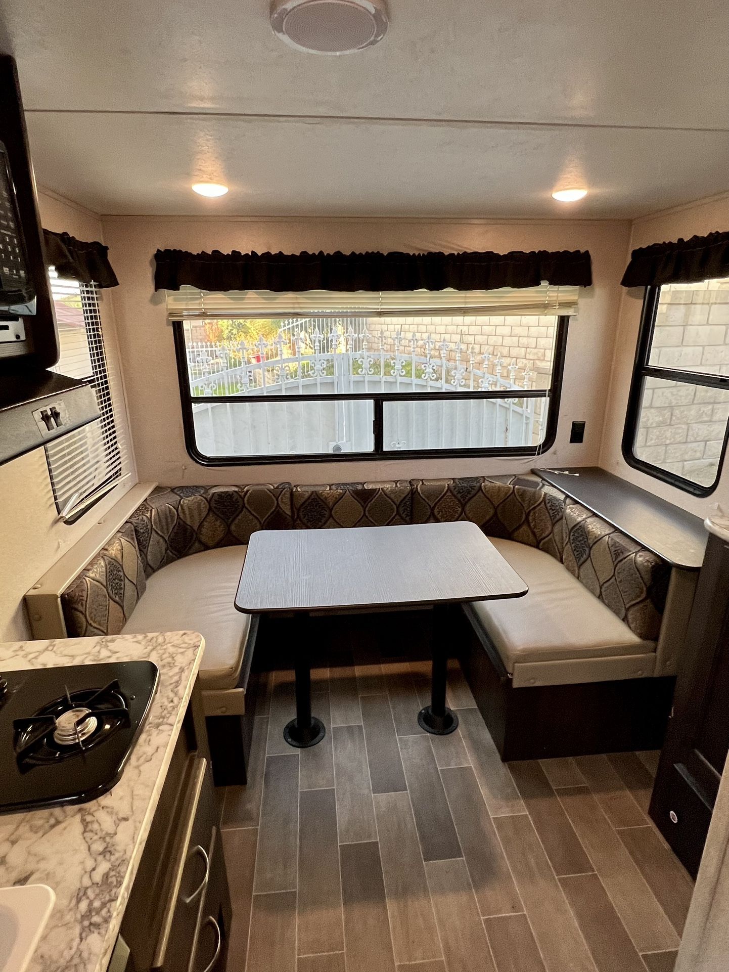 2019 Keystone Springdale 1750RD for Sale in Riverside, CA - OfferUp