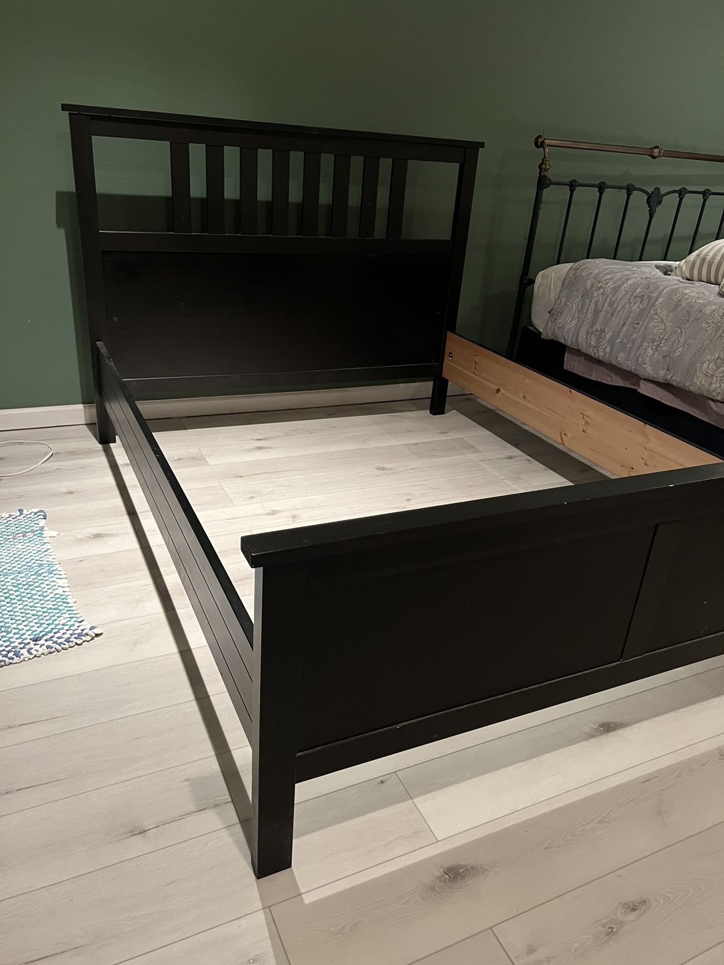 Free Queen Bed Frame for Sale in Solana Beach, CA - OfferUp