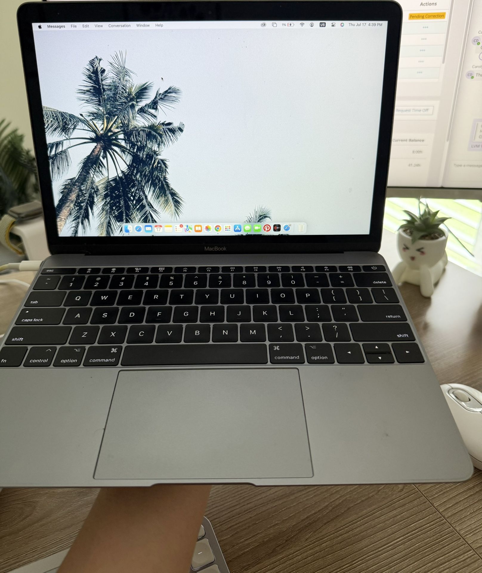 MacBook (Retina, 12-inch, 2017) for Sale in Port St. Lucie, FL - OfferUp