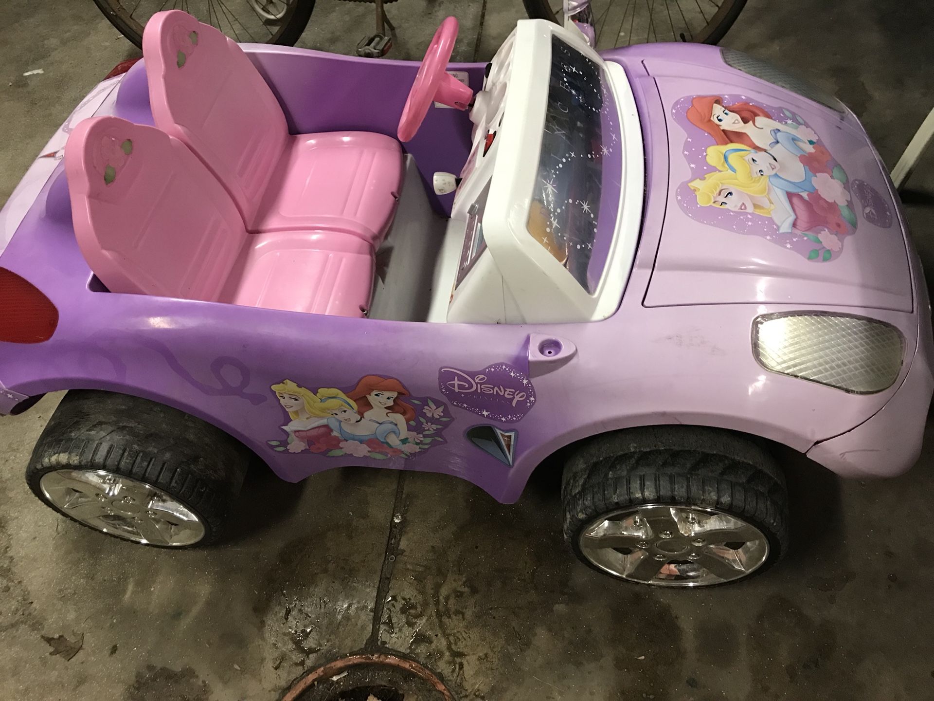 DISNEY PRINCESS POWER WHEELS for Sale in Parma Heights, OH - OfferUp