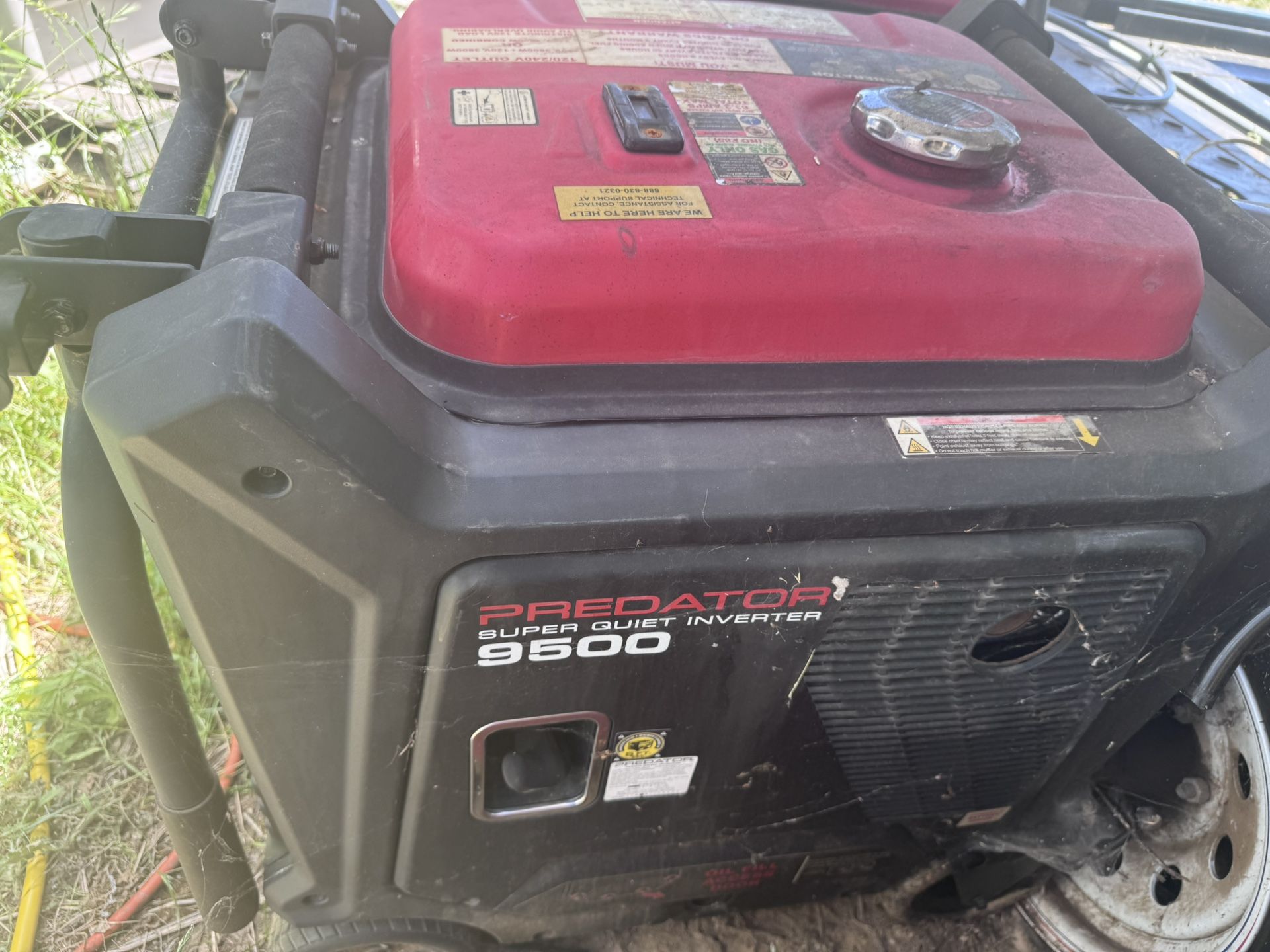Predator 9500 Inverter for Sale in Ukiah, CA - OfferUp