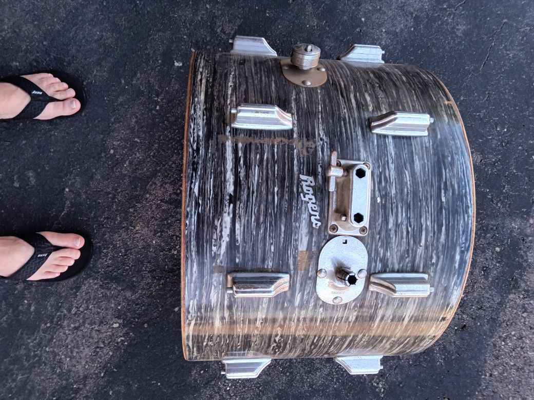 Rogers 20-in 60s Bass Drum for Sale in Oceanside, CA - OfferUp