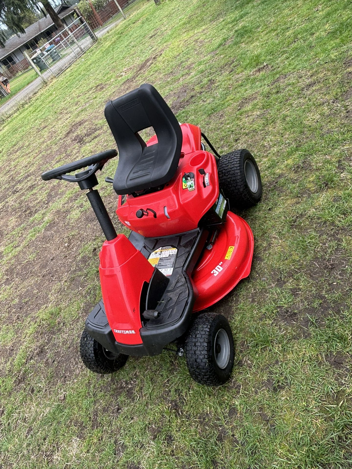 Craftsman Riding Lawn Mower for Sale in Olympia, WA - OfferUp