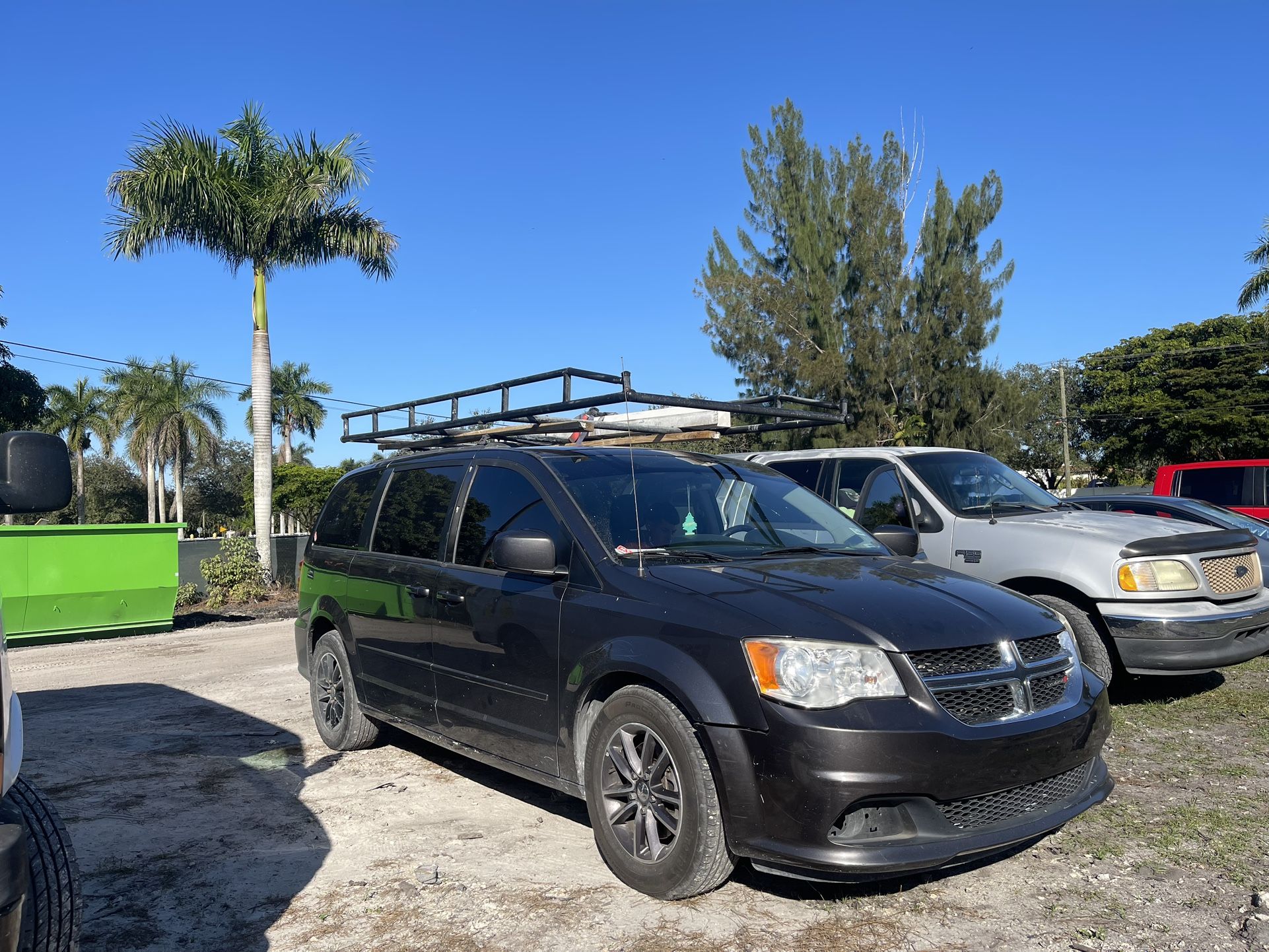 2016 Dodge Caravan/Grand Caravan for Sale in Riviera Beach, FL - OfferUp