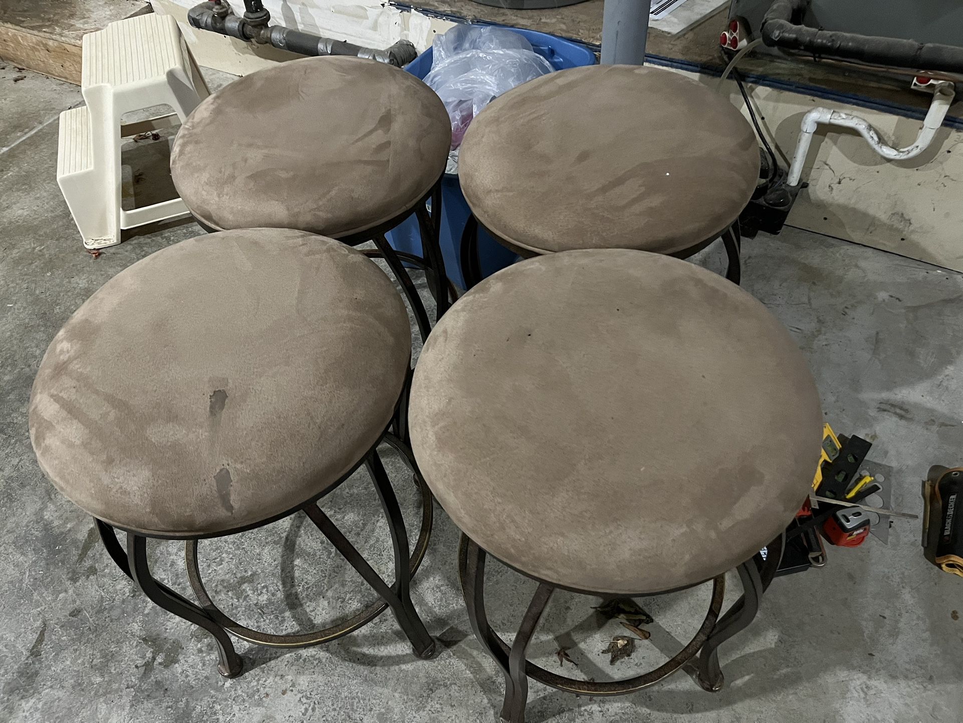 Bar Stools x4 for Sale in Monroe, WA - OfferUp
