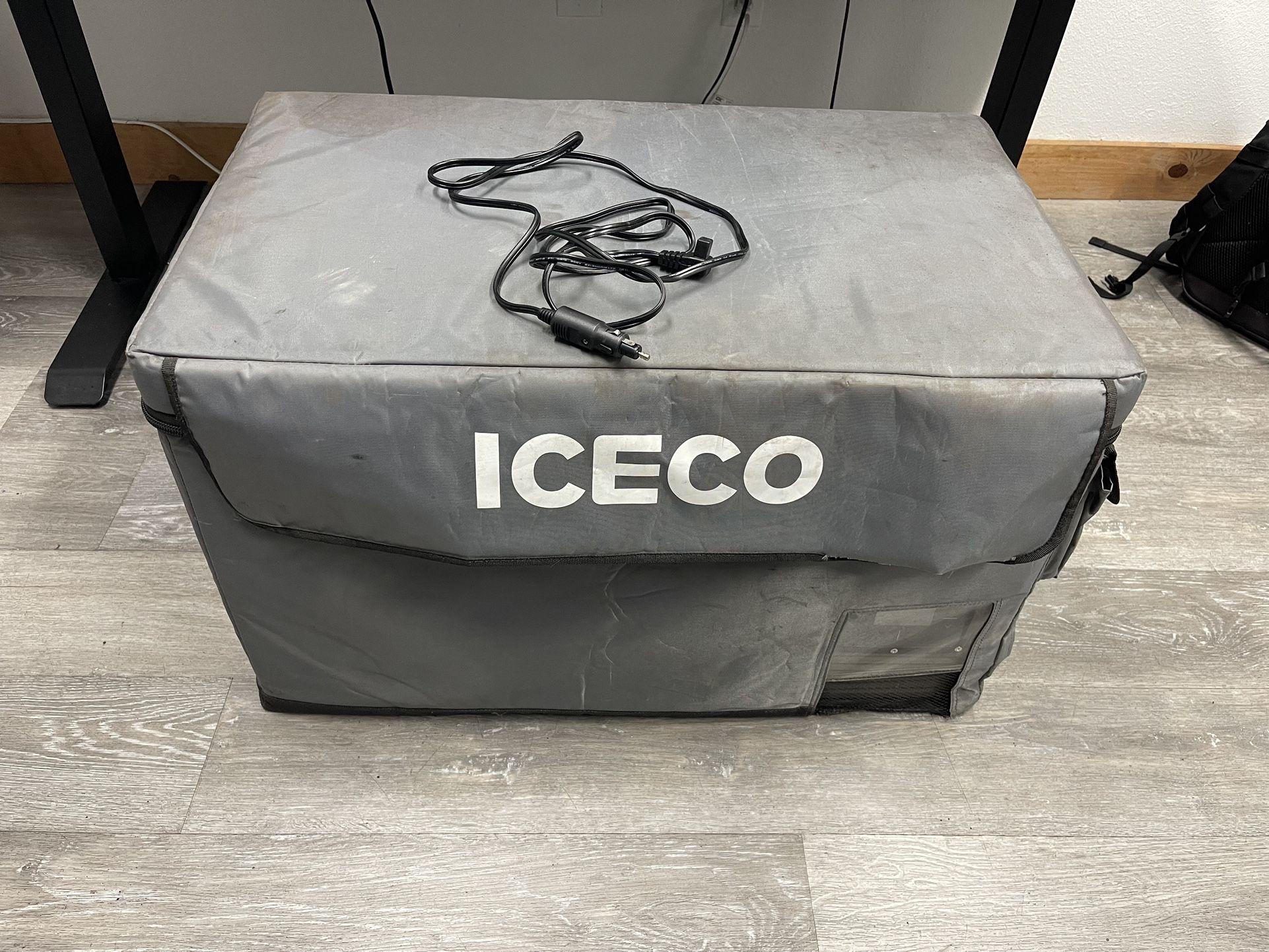 ICECO VL60 Dual Zone PORTABLE FRIDGE FREEZER for Sale in Fullerton, CA ...