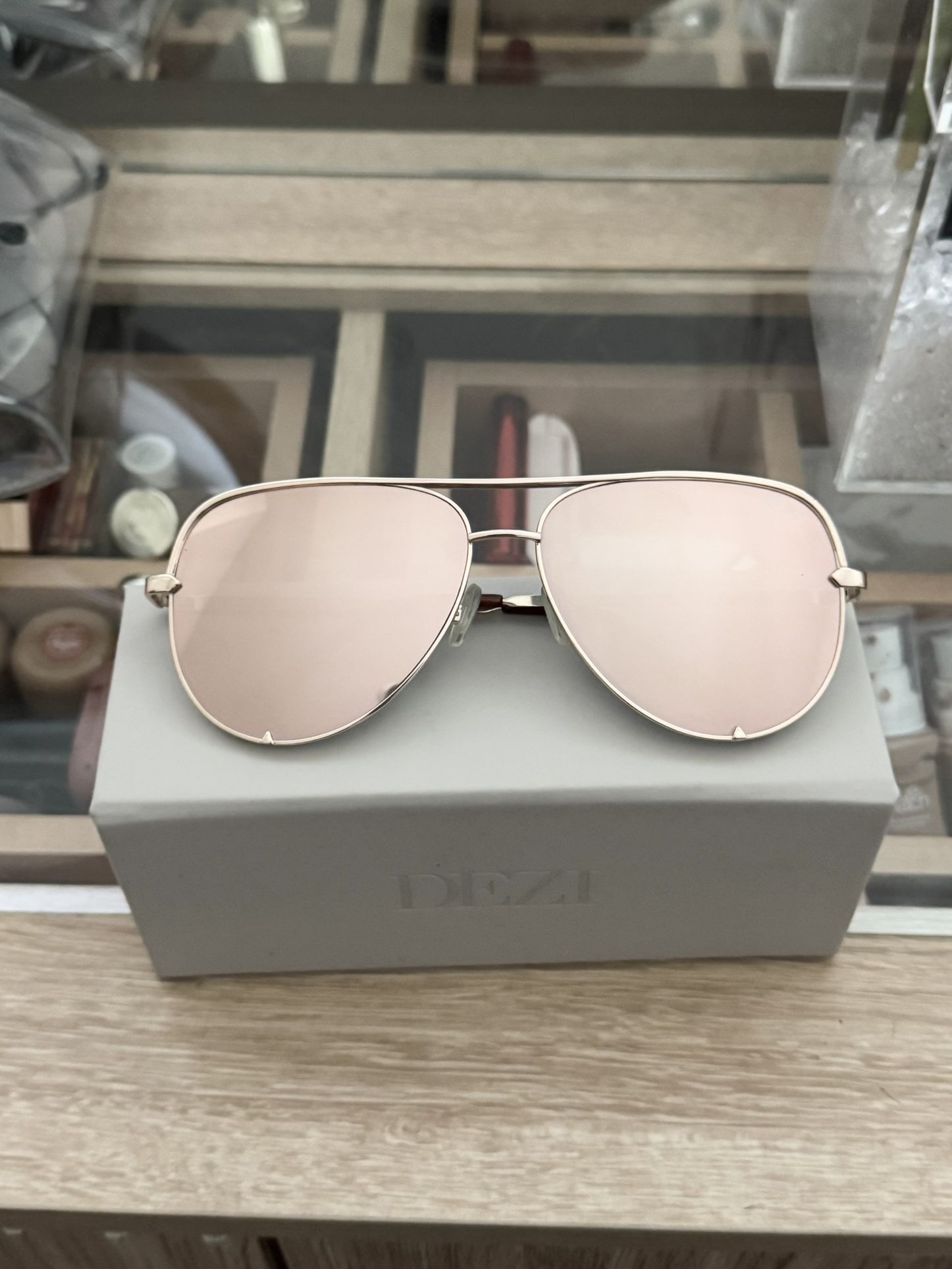 Quay High Key Dezi Rose Gold Sunglasses for Sale in Garden Grove, CA ...