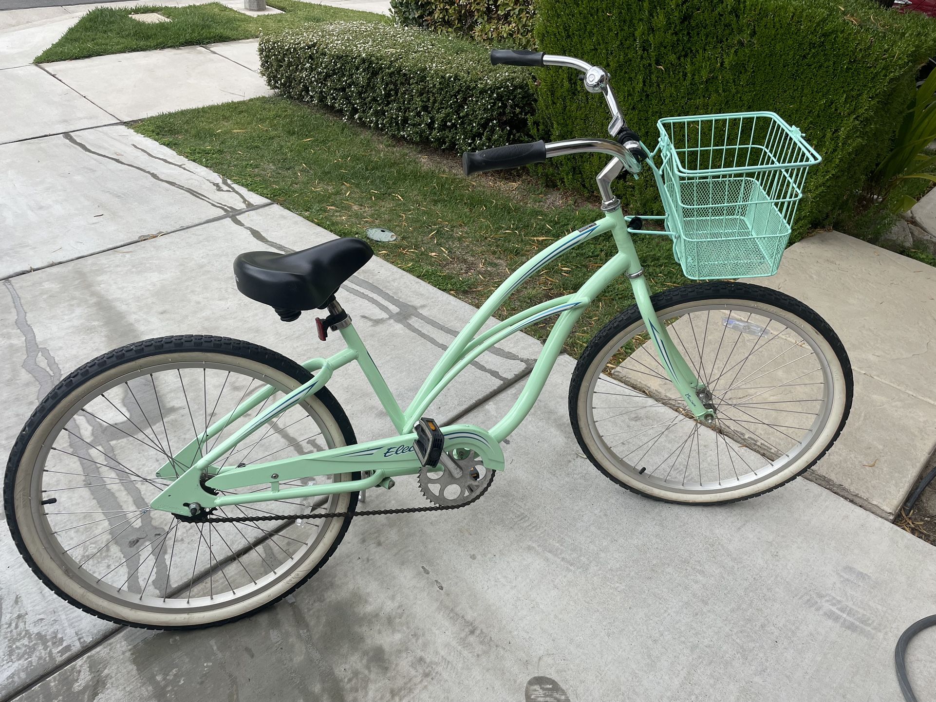 Electra Beach Cruiser Mint/green Women’s Bike for Sale in Corona, CA ...