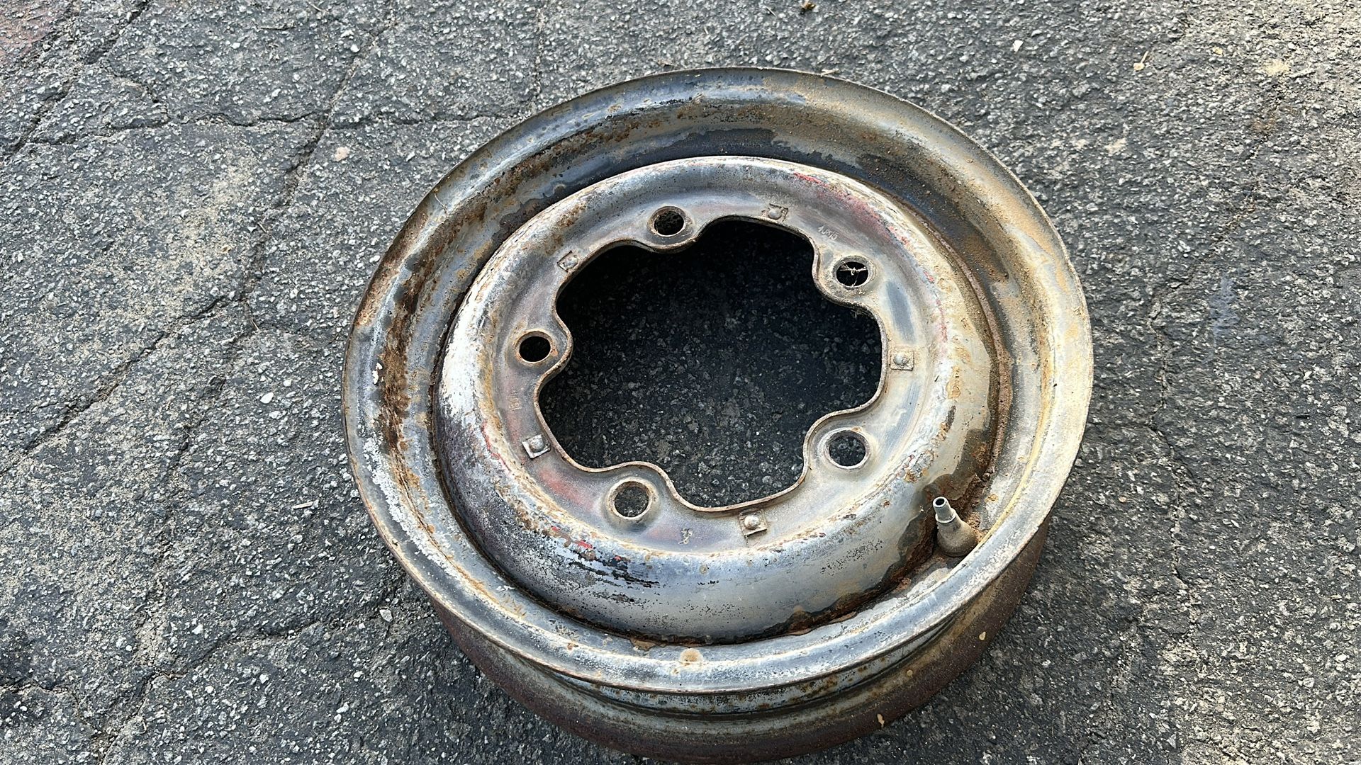 One 15-inch Volkswagen Wide 5 bolt pattern steel wheel bug, beetle, bus ...