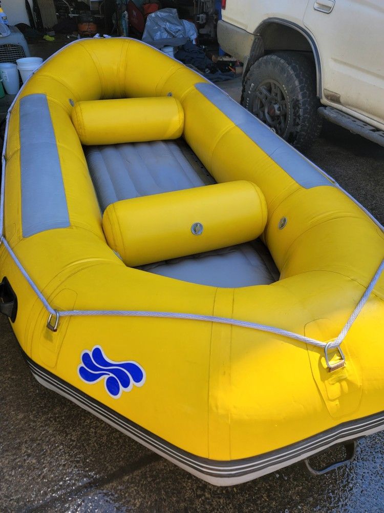 Whitewater Raft 13 Ft PVC Construction for Sale in Vancouver, WA - OfferUp