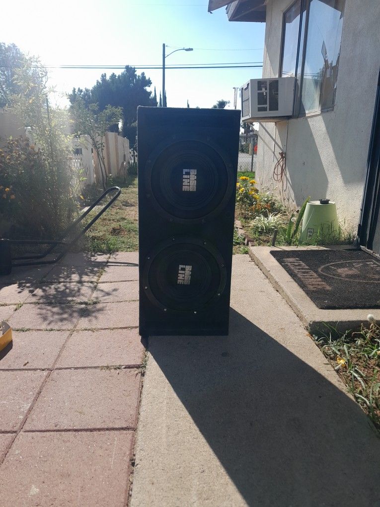 2 12 Inch Subwoofers And A 2000 Watt Amplifier for Sale in Moreno ...