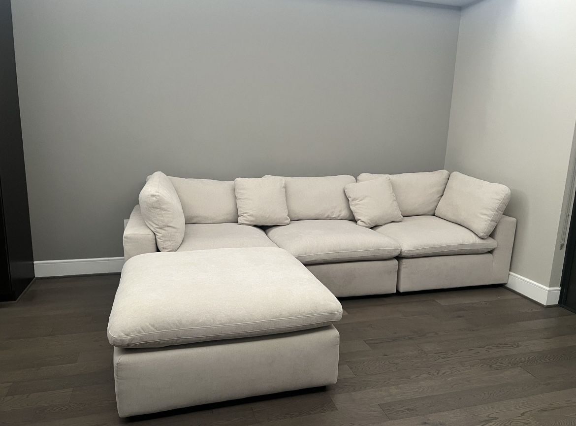 Cream Modular Couch - Living Spaces for Sale in Dallas, TX - OfferUp