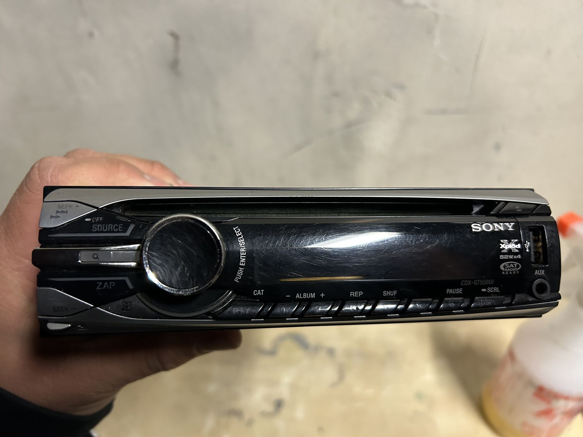 Sony CDX-GT550UI - Car - CD Receiver - Xplod - In-Dash - Single-DIN ...