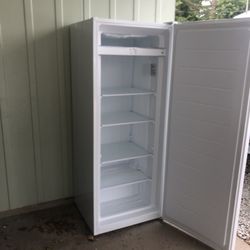 Stand Up Freezer for Sale in Sarasota, FL - OfferUp