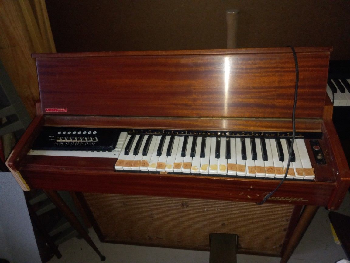 60s Farfisa Piano Organ Works for Sale in Cape Coral, FL - OfferUp