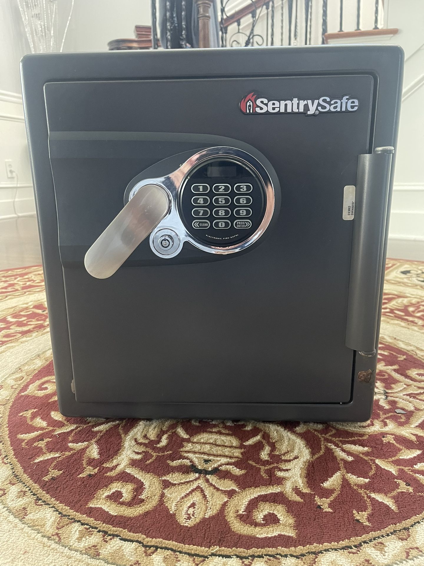 Sentry Safe for Sale in Lynnwood, WA - OfferUp