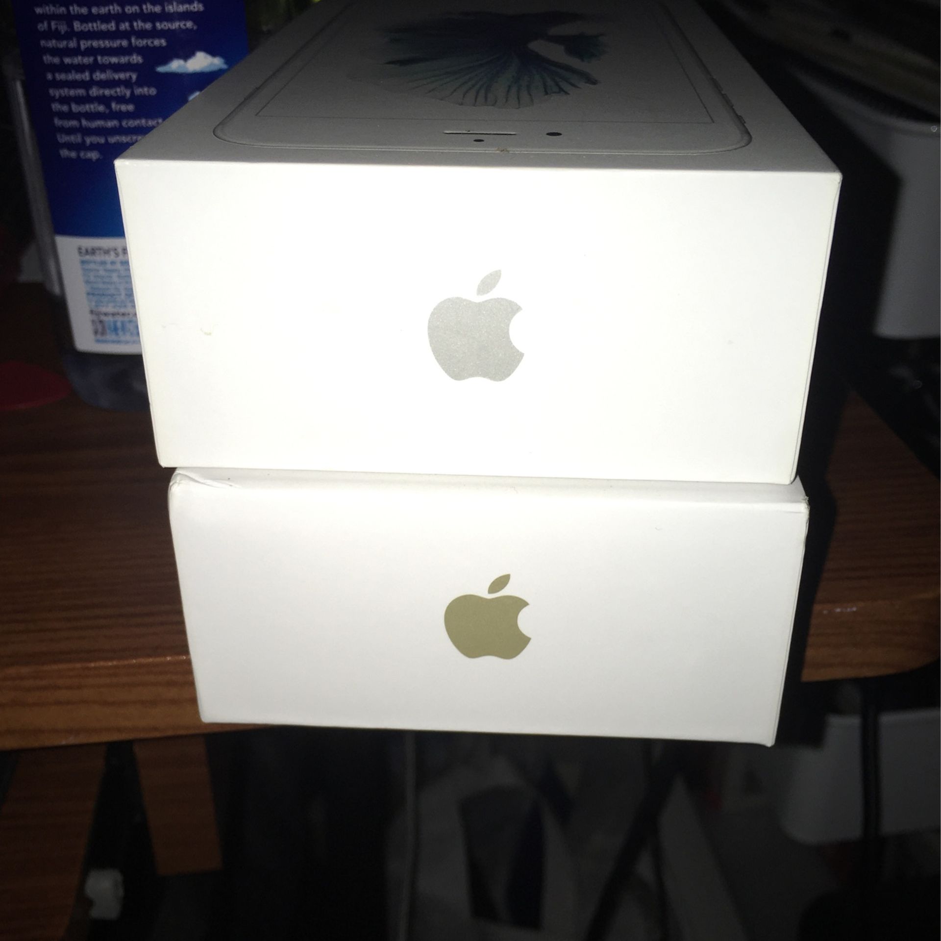 IPHONE 8s PLUS 256Gig WHITE & ROSE GOLD (2 Available) for Sale in San ...