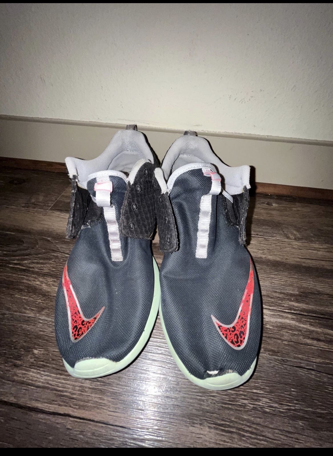 Nike Roshe Run Mens Yeezy