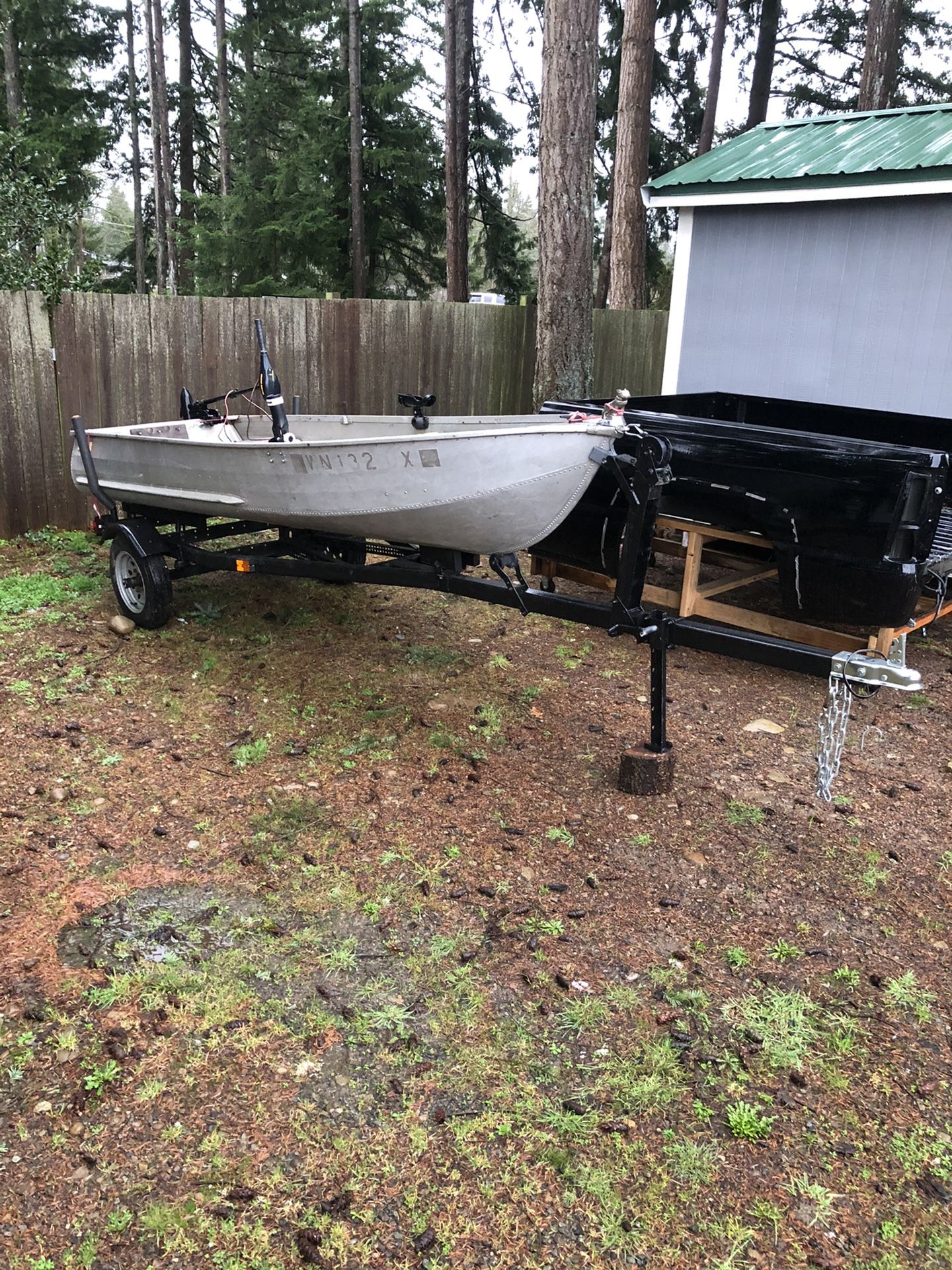 12 ft fishing boat for Sale in Tacoma, WA - OfferUp