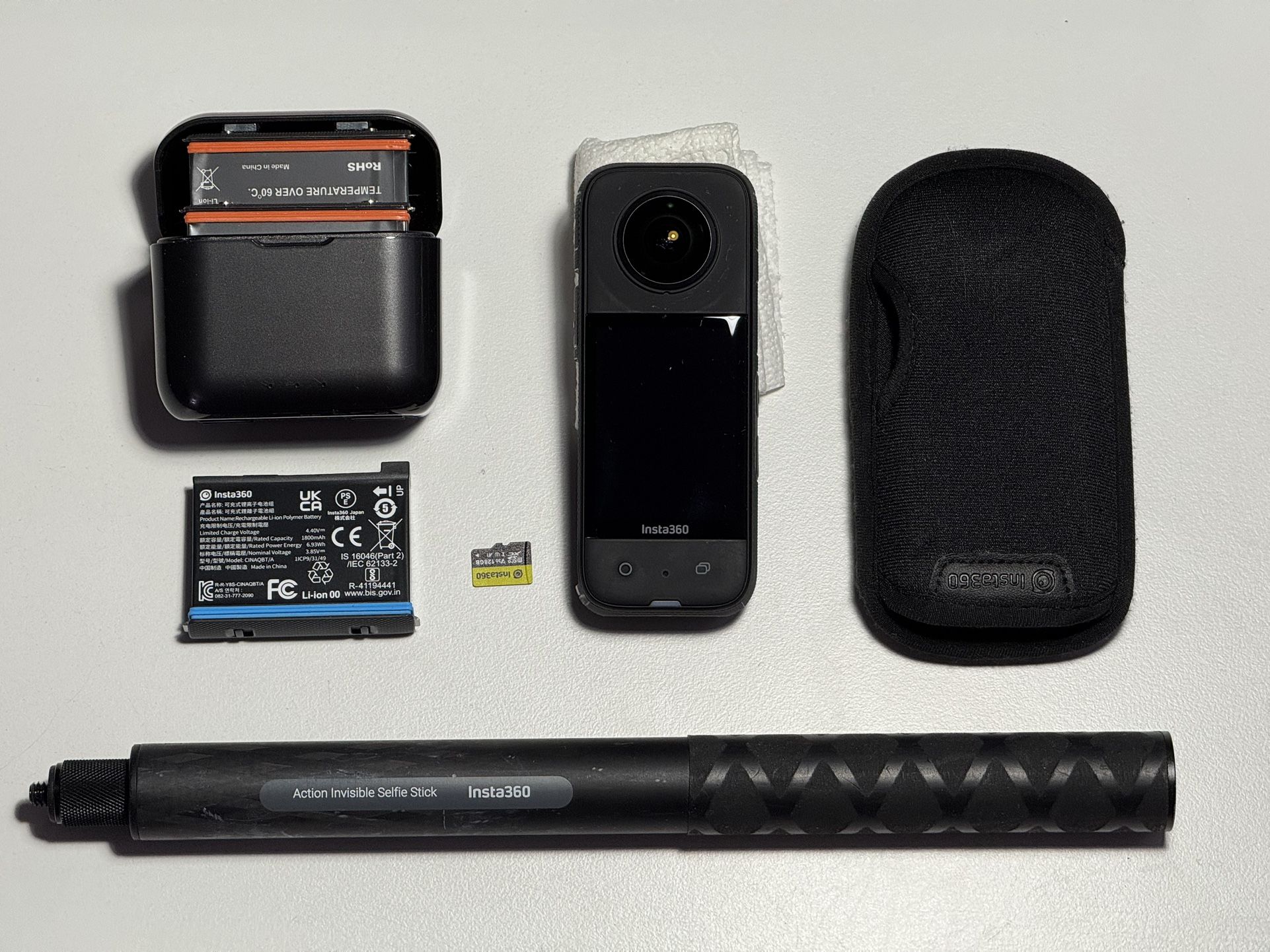 Great Condition Insta 360 X3 Action Camera Bundle Set for Sale in ...