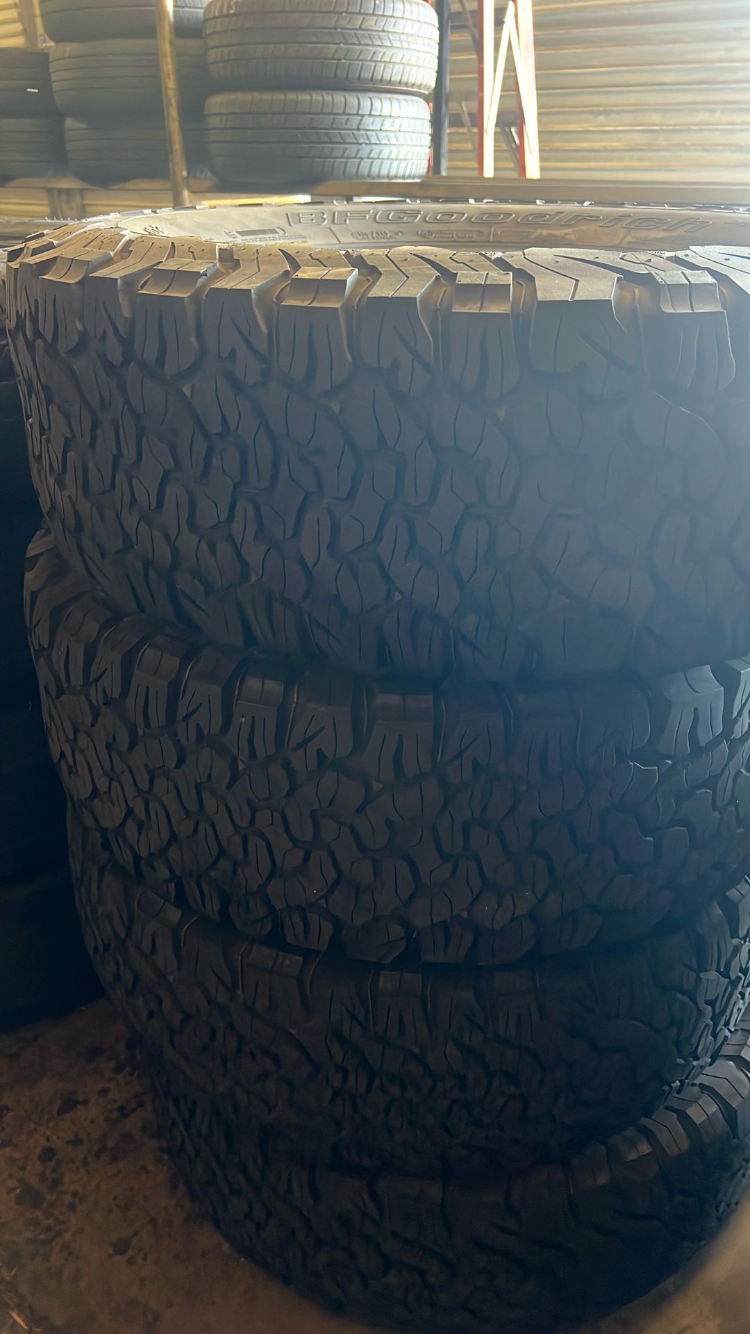 SET OF 4 USED TIRES 285/70/17 BF GOODRICH KO2 •INSTALL/BALANCE INC• for Sale in Paramount, CA ...