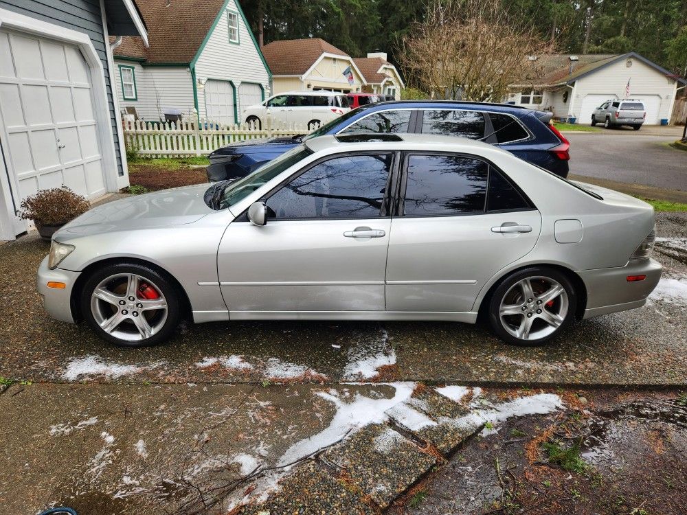 2001 Lexus IS for Sale in Covington, WA - OfferUp