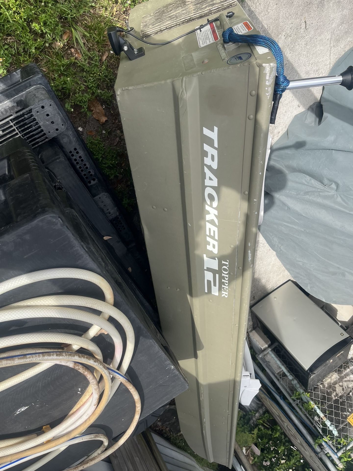 12 Ft Tracker Jon Boat for Sale in Hollywood, FL - OfferUp