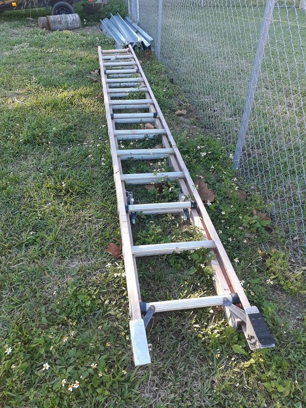 30 ft extension ladder for Sale in St. Cloud, FL - OfferUp