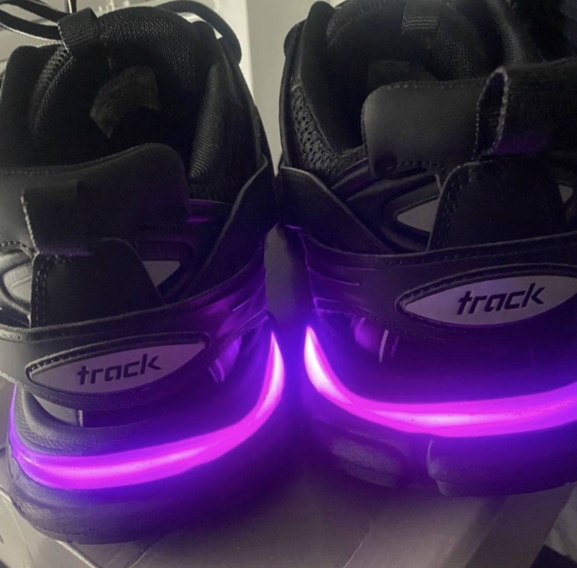balenciaga track led for Sale in Los Angeles, CA - OfferUp balenciaga track led for Sale in Los Angeles, CA - OfferUp