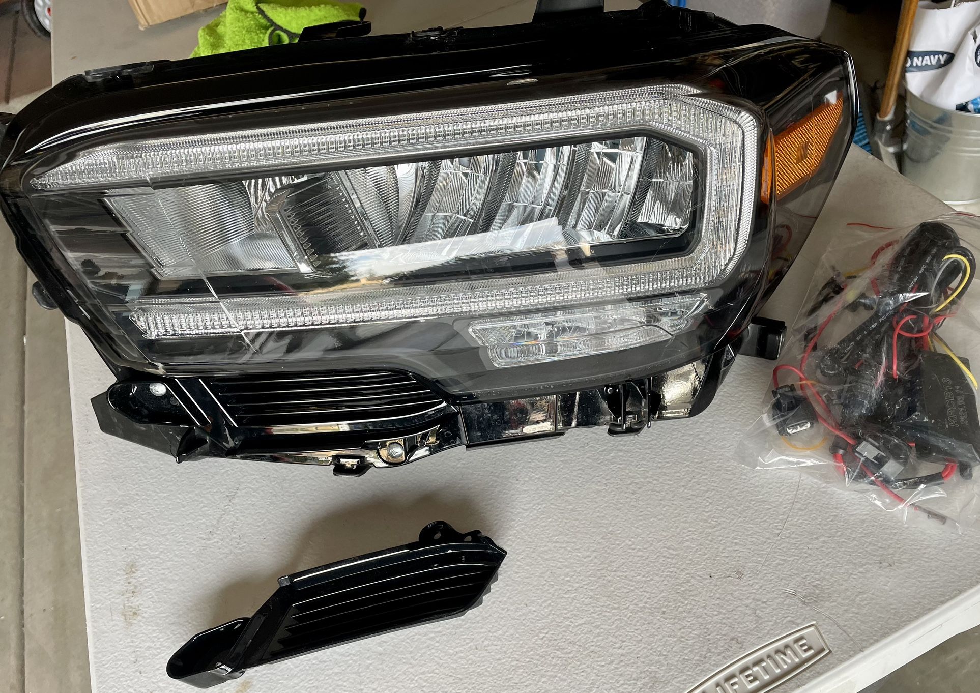 2016-2023 Toyota Tacoma Alpha Rex Headlight for Sale in Di Giorgio, CA ...