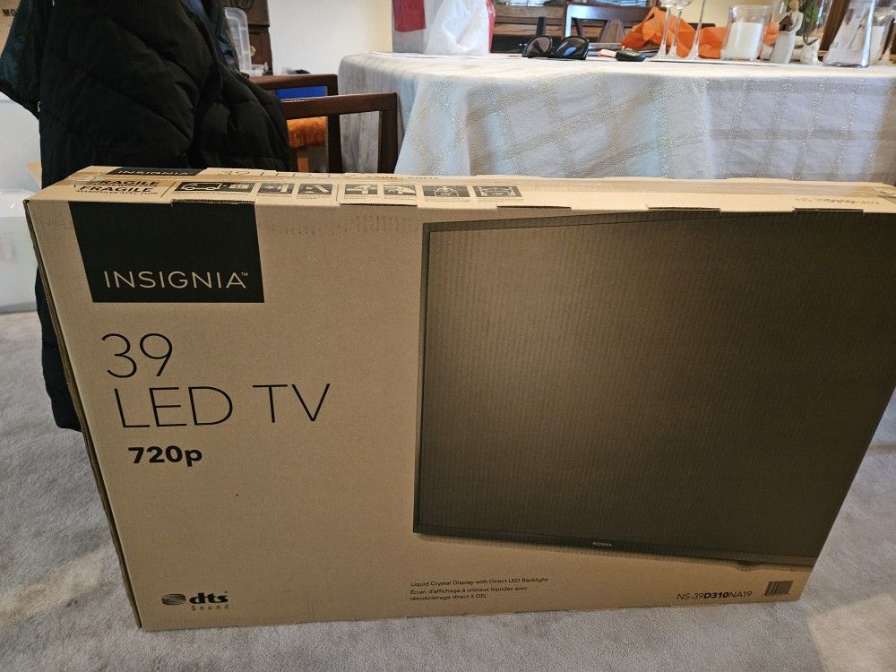 39 Inch LED Insignia TV for Sale in Los Angeles, CA - OfferUp