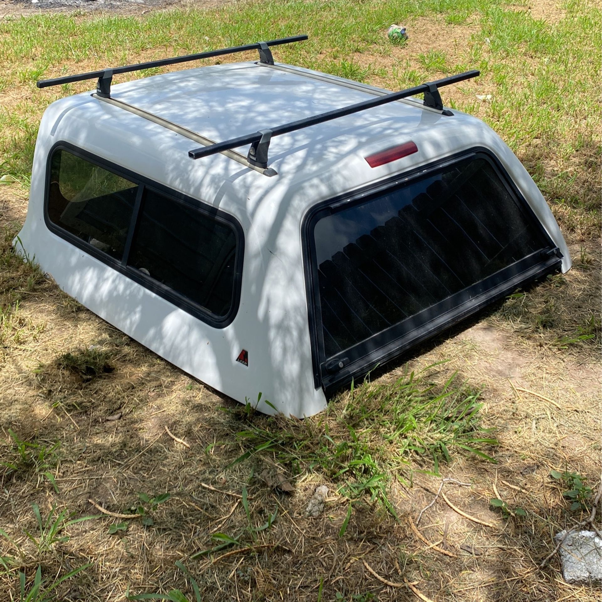 Camper shell (Ford-f150) 2000-2003 for Sale in Edinburg, TX - OfferUp