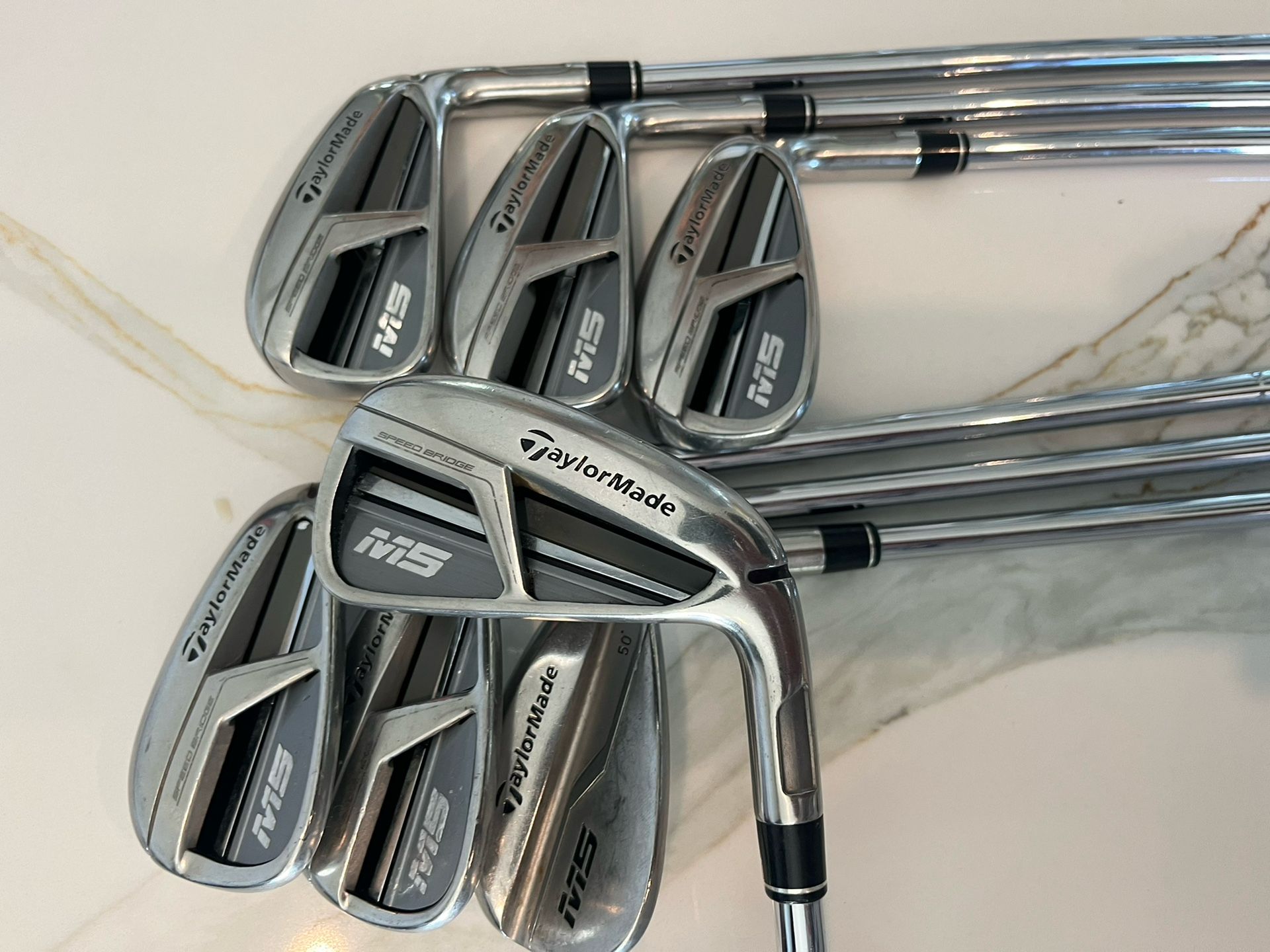 “NICE “ TAYLORMADE M5 IRON SET. 5-PW,AW 7 irons.W/NS PRO Steel Shafts S ...