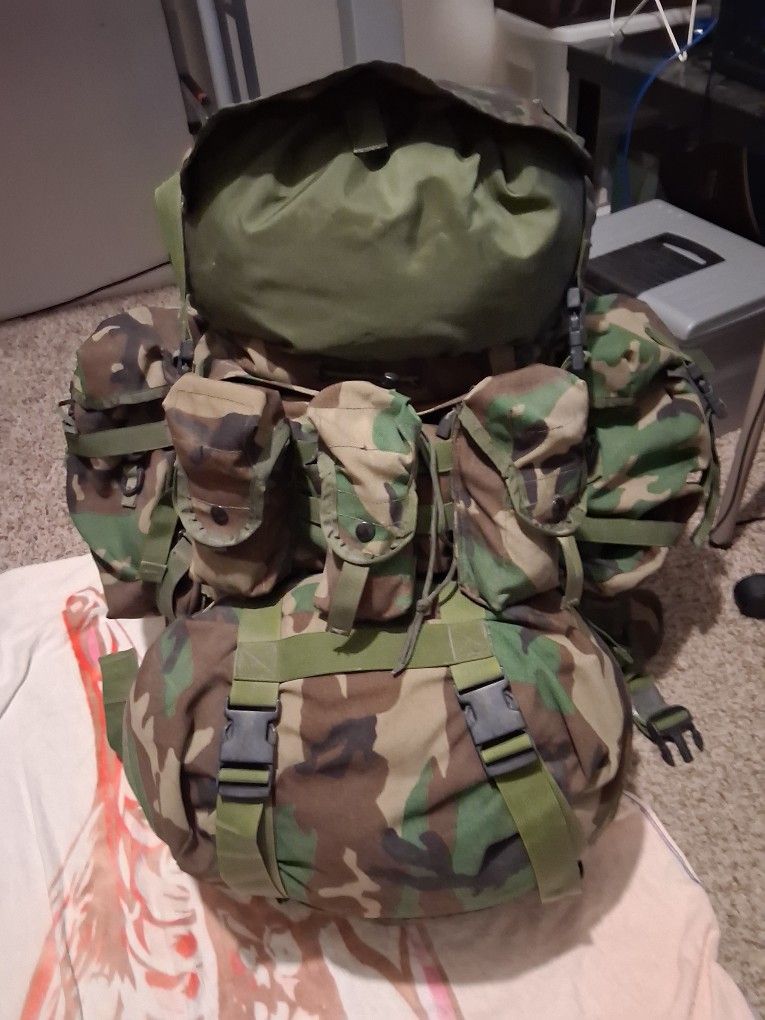 USM Molle II Rucksack Backback Set for Sale in Las Vegas, NV - OfferUp