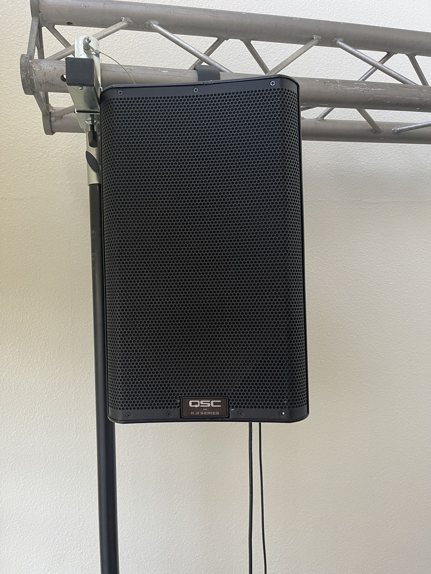QSC K10.2 Speakers for Sale in Garden Grove, CA - OfferUp