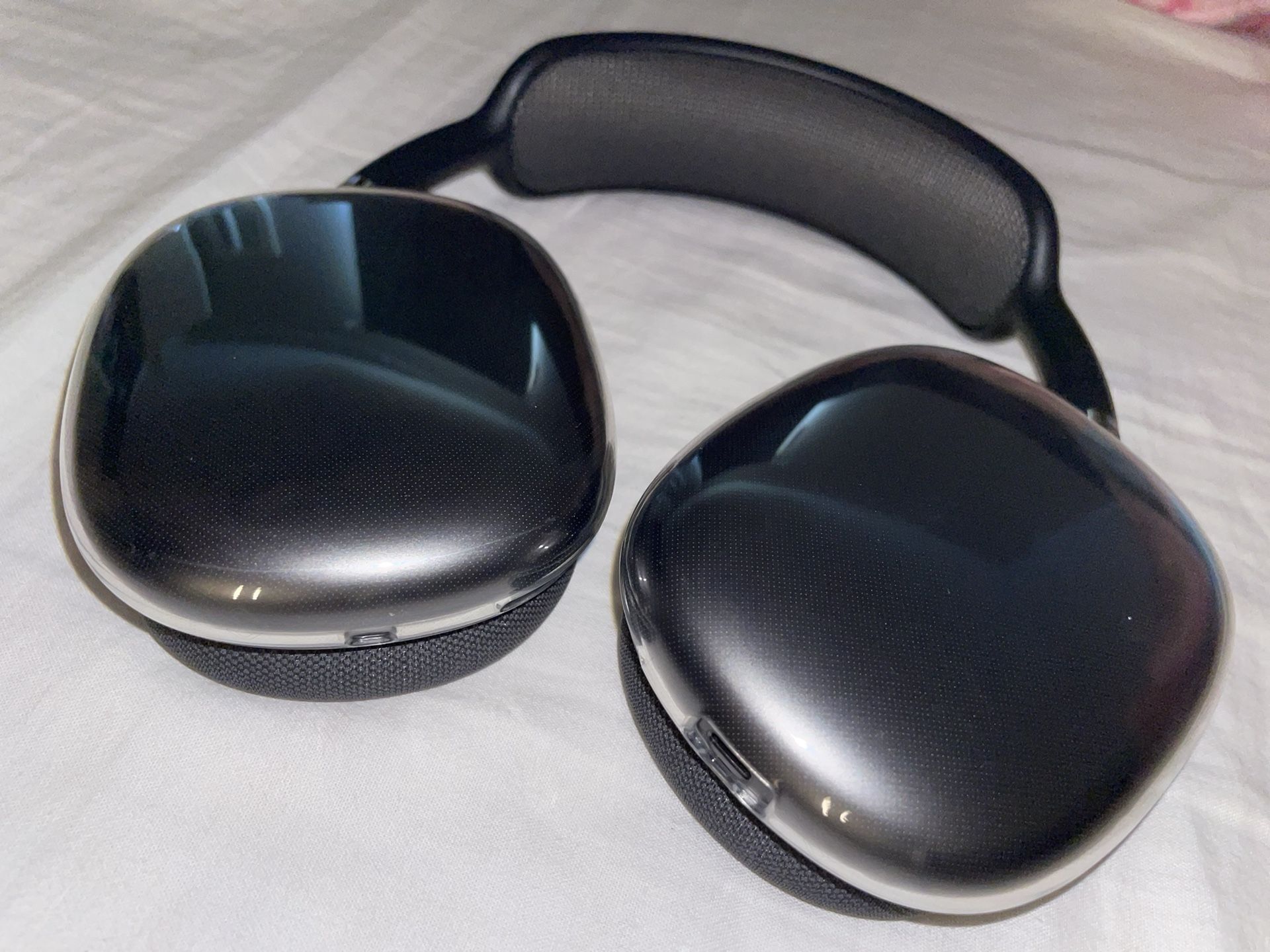 Air Pod Max’s for Sale in Yukon, OK - OfferUp