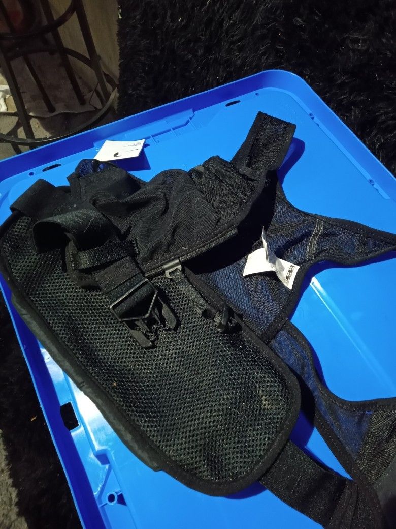 Nike Packable Running Vest! Brand New - Save $50! for Sale in Fort Collins, CO - OfferUp