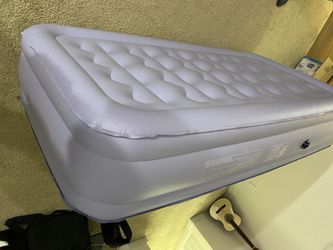 Beautyrest Silver Extraordinaire Raised Air Mattress with iFlex Support Hybrid Pump Twin Size for Sale in Norwalk CA OfferUp