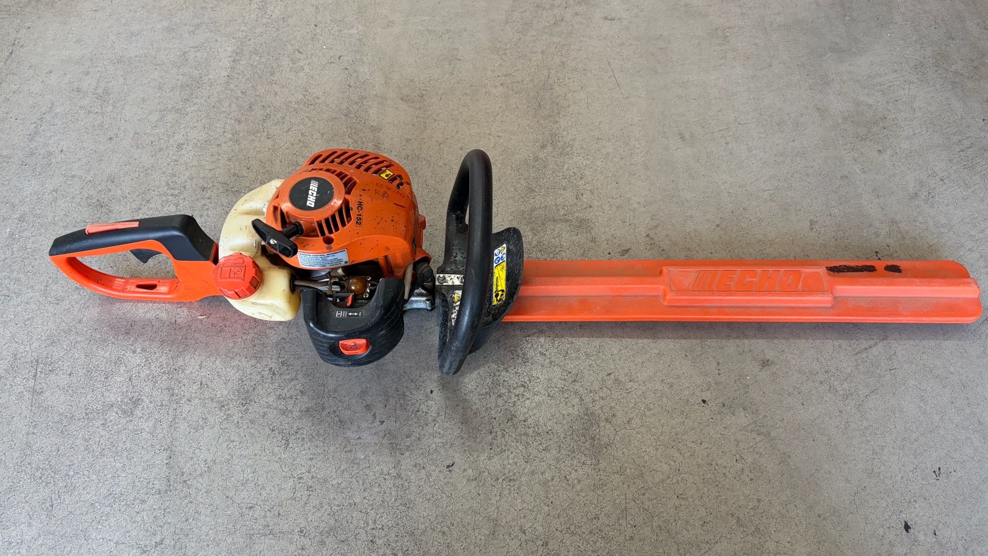 Echo gas powered hedger 20” blade for Sale in Litchfield Park, AZ - OfferUp