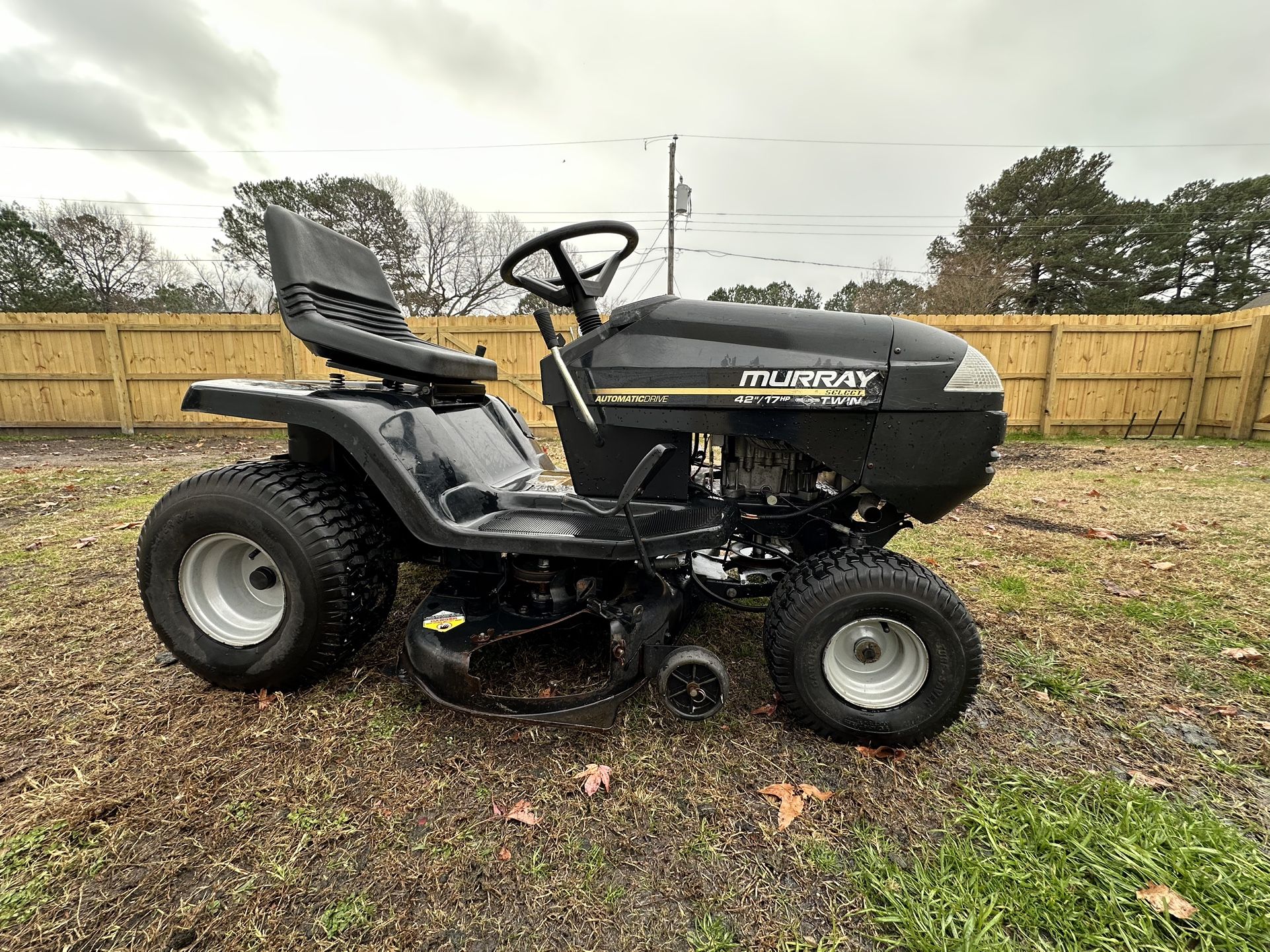 Murray Automatic Drive Riding Mower for Sale in Chesapeake, VA - OfferUp