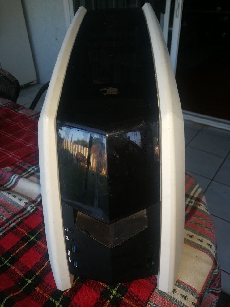 Ibuypower ITX PC Computer chassis. Rgb Controller Included. for Sale in ...