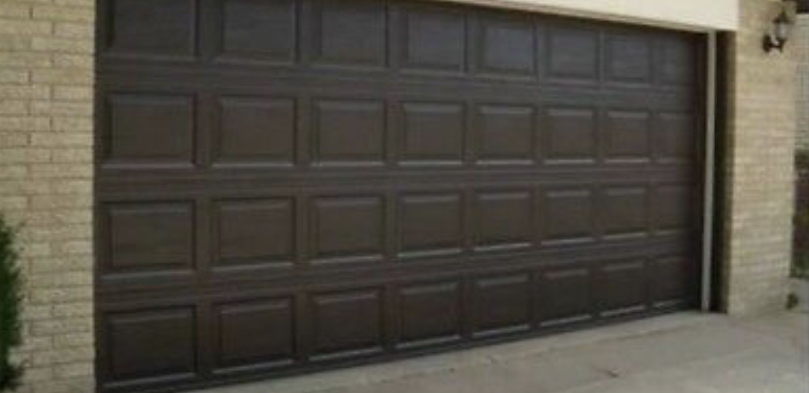 Clopay Garage Door 16x7 Chocolate brown for Sale in Phoenix, AZ - OfferUp